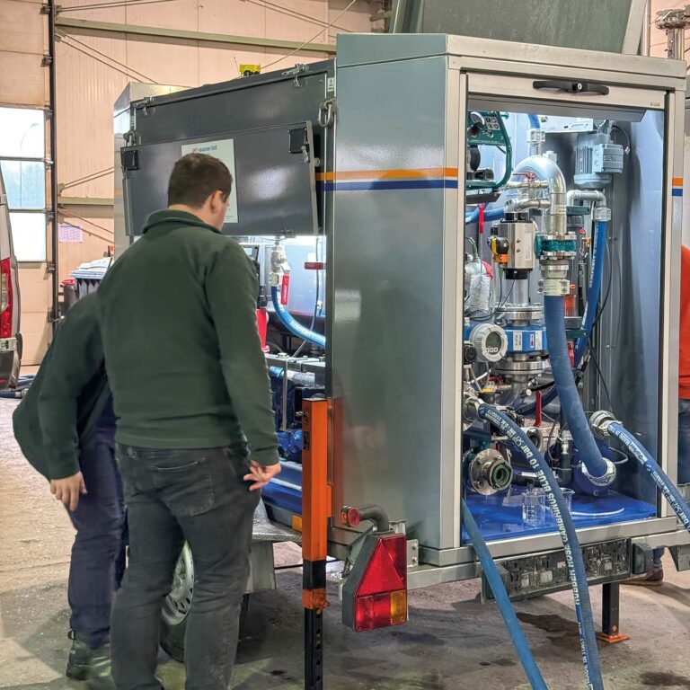 Mobile Ölabscheider für Abwasserbehandlung: OKO-aquaclean
